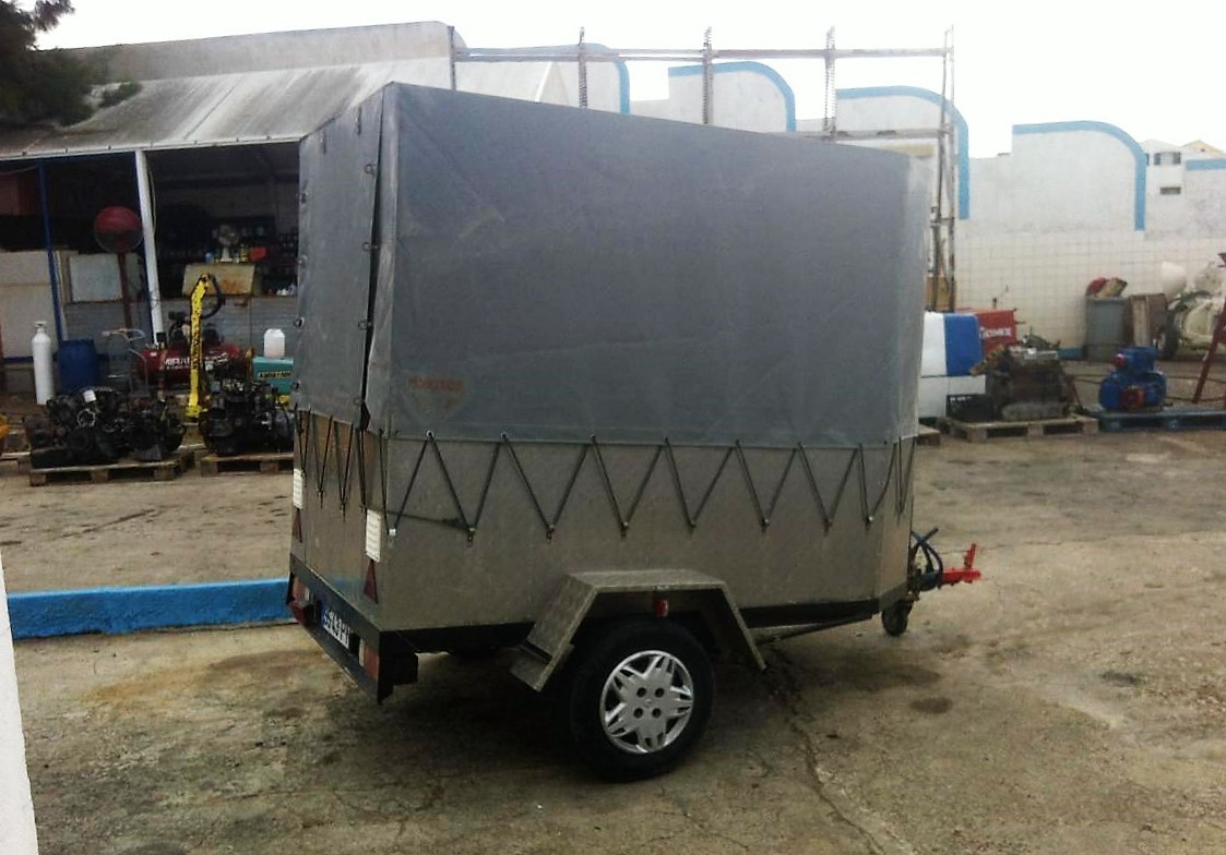 Reboque atrelado com lona robusto e leve 540 Kg - Celestino Caetano ...